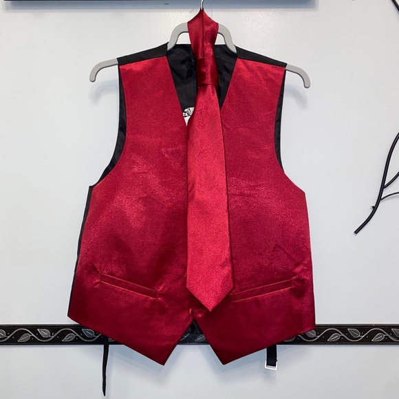 Ferrecci | Suits & Blazers | Burgundy Vest Tie Set | Poshmark